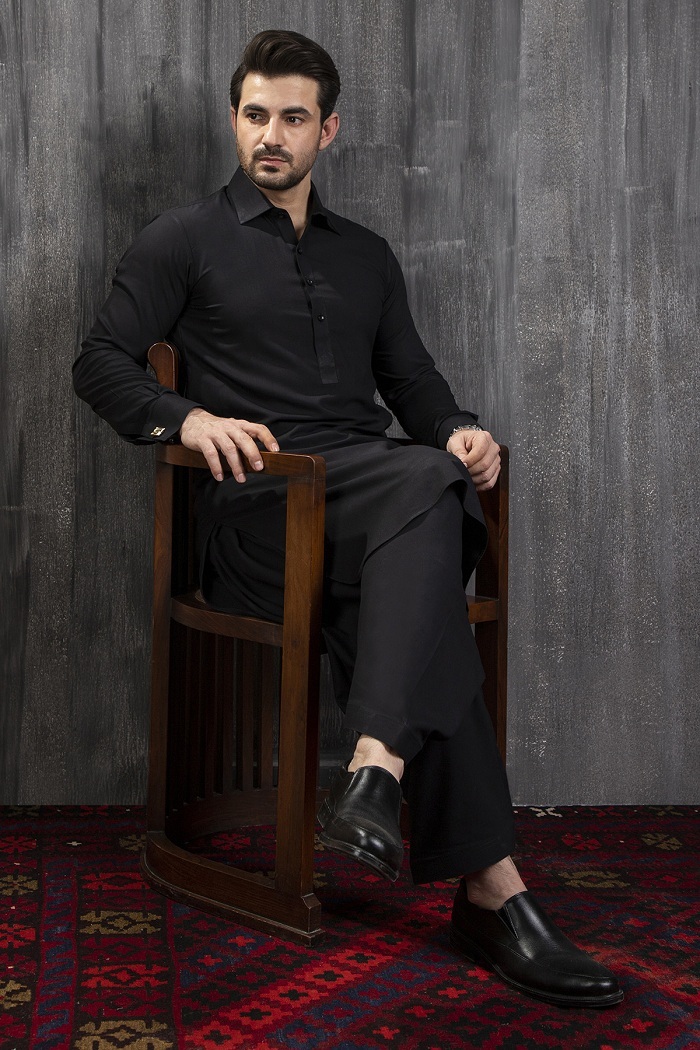 Best Khaadi Summer Kurta Designs for Gents Wear 2025