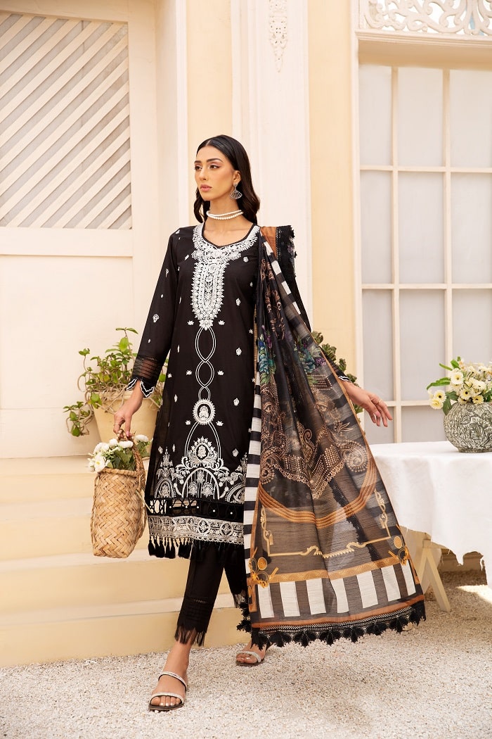 Sitara Studio Azadi Sale 2025 Flat 50% & 30% Off